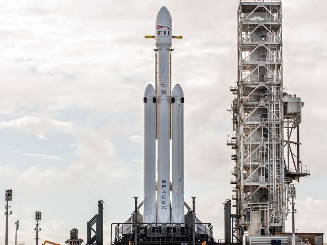 SpaceX's biggest rocket successfully lands in third try - Odian News